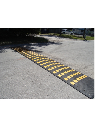 Rubber Speed Hump Middle Section | Traffic Safety Store